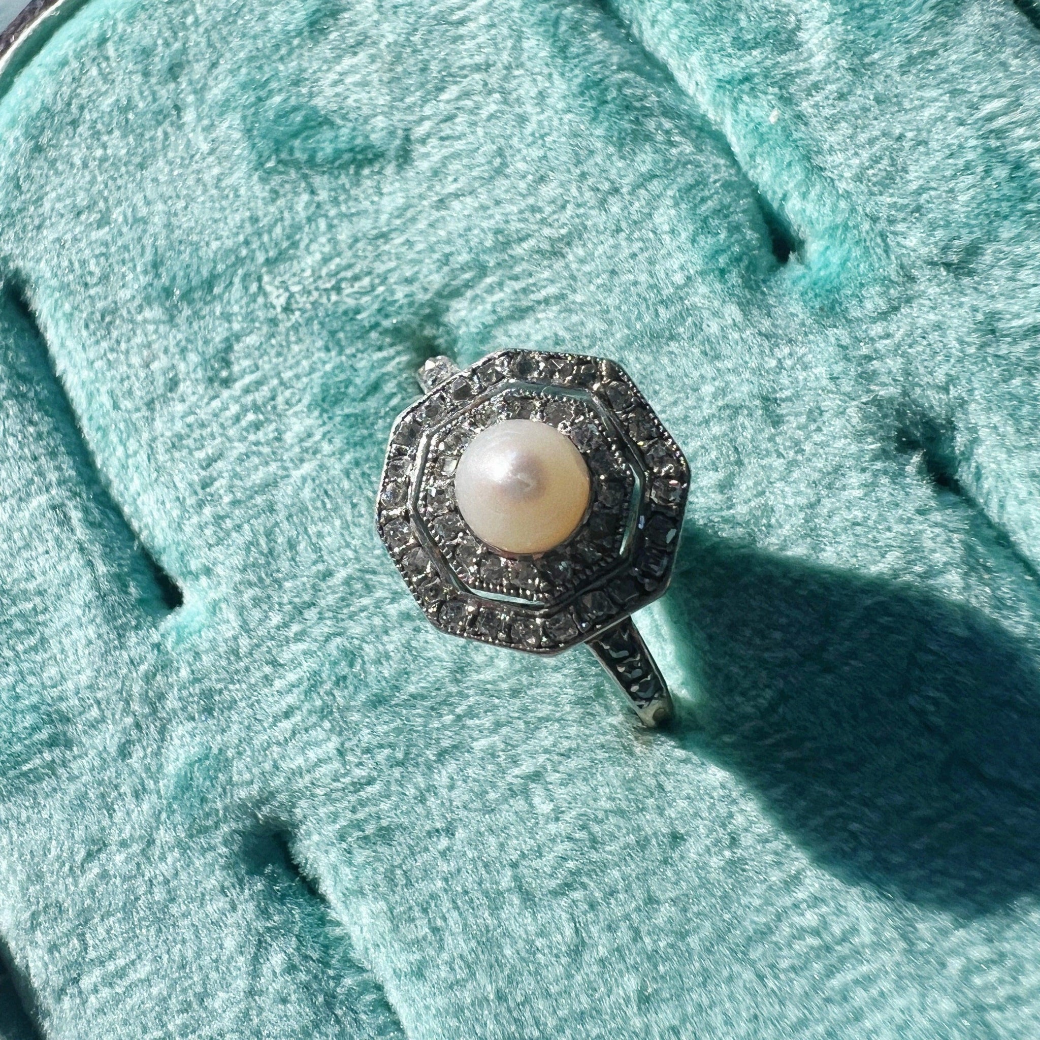 Art Deco 18K gold platinum diamond pearl ring